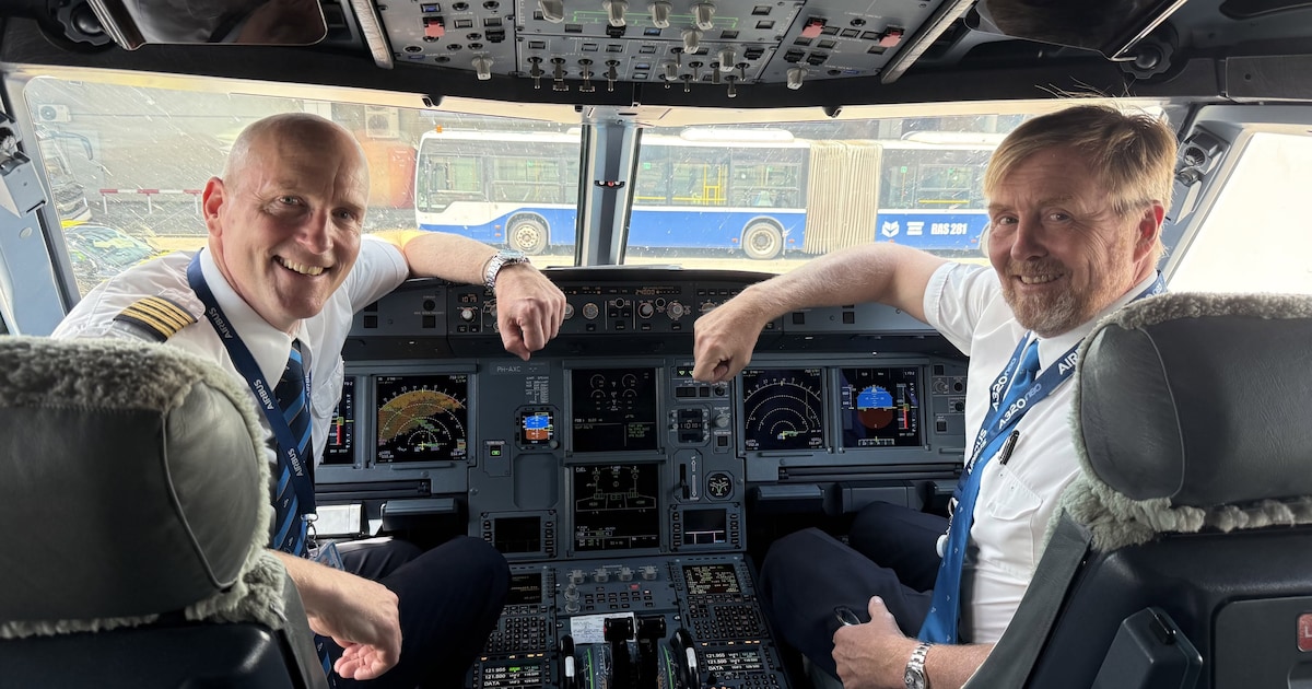Koning Willem-Alexander maakt eerste vlucht met Airbus A321neo na ...