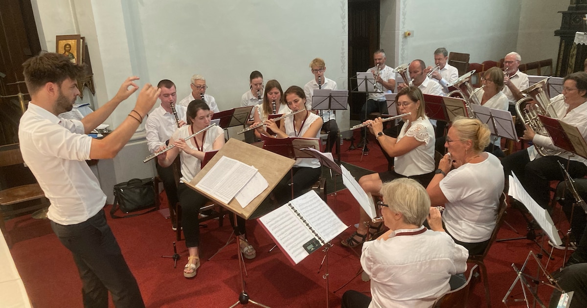 Harmonie De Vriendenband heeft nieuwe dirigent en verwelkomt nieuwkomers op open repetitie ...