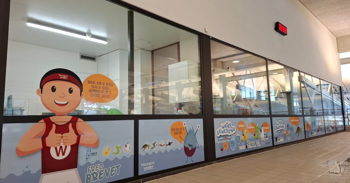 De nieuwe stickerwand al gespot in De Treffer? | Waregem | HLN.be