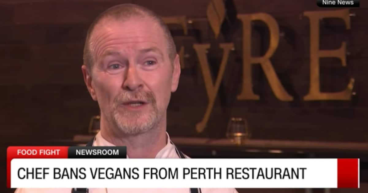 Bekende chef bant veganisten uit zijn restaurant in Australië: “Ga ...