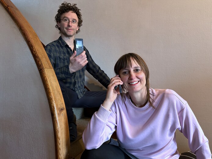 Gitaarleraar David (40) en partner Miet (42) voelen zich ...