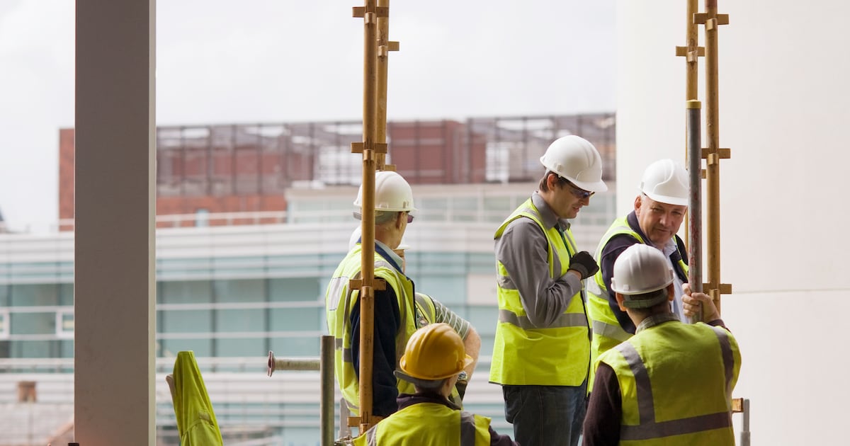 Zwaar werk en veel vrijheid: zo ziet een job als arbeider in de bouw ...