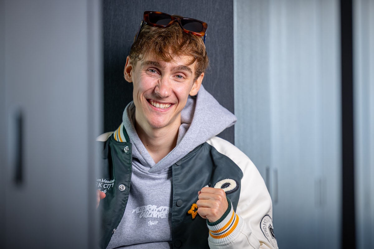 Derde show voor YouTube-sensatie Dutchtuber in Stadsschouwburg ...