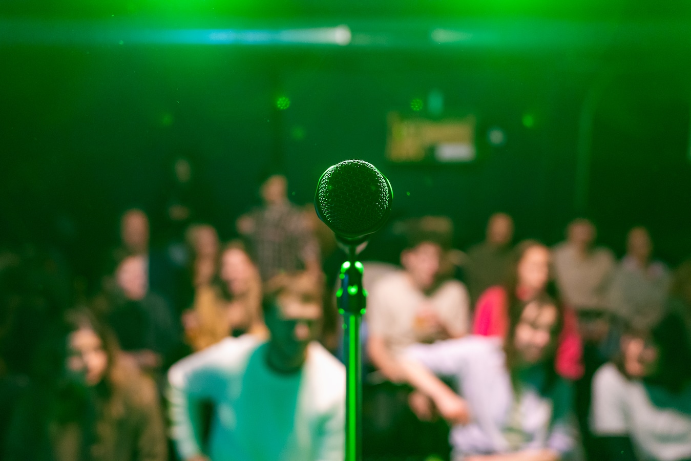 Open podium ‘Overdrijf’ voor lokaal talent in JC Ahoy | Foto | hln.be