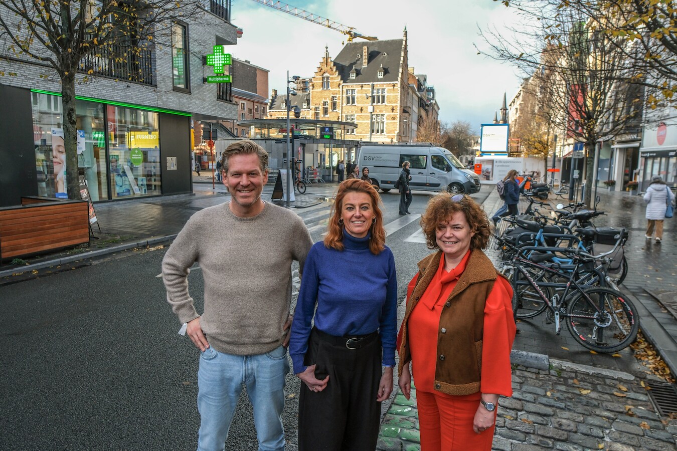 Nieuwe nachtwinkels moeten verder uit elkaar: Kortrijk legt 500- en 1. ...