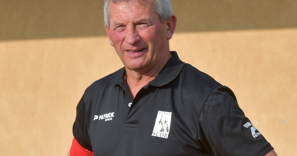 Trainer Eric Verstraete staat met Oostrozekebeke op tweede plaats: “Nog ...