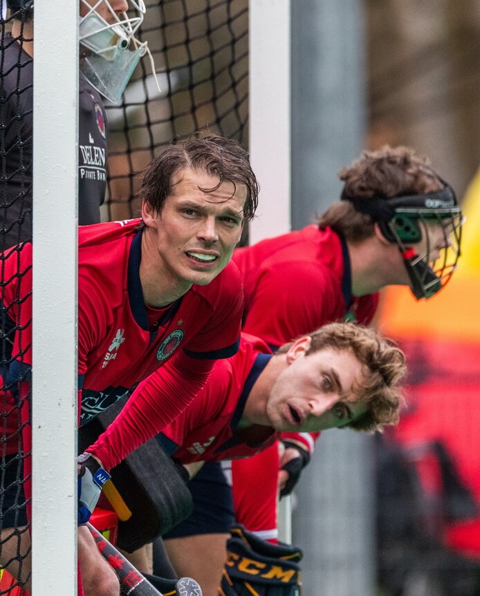 Timothy Luyten helpt Dragons in slotminuut voorbij Braxgata (4-3): “Mooier kan je niet dromen ...