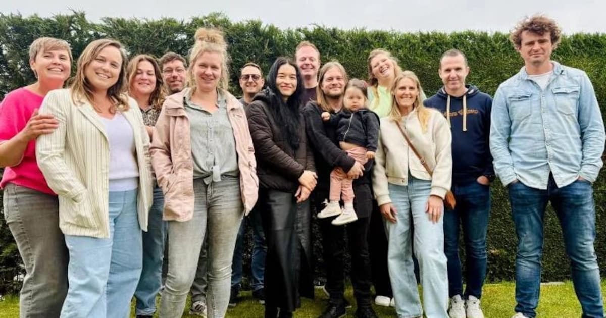 Ouders leggen samen om perceel van 2.600m² te kopen naast nieuwe school ...