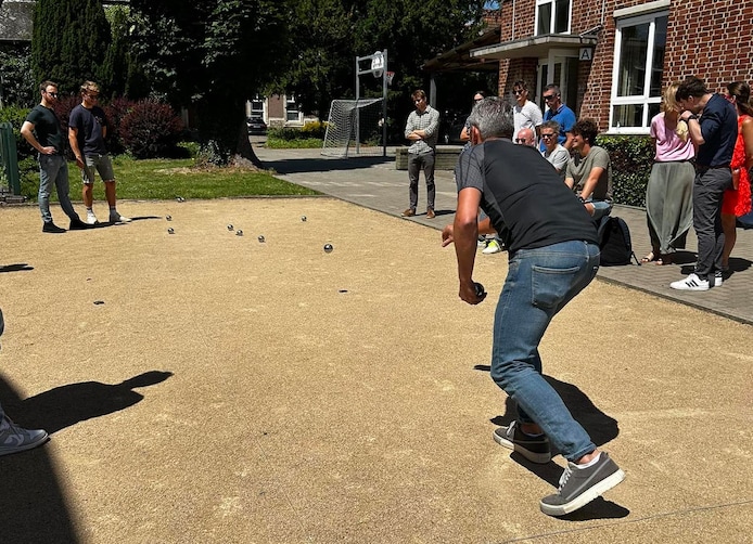 Via Tienen sluit schooljaar af met petanquetornooi | Tienen | hln.be