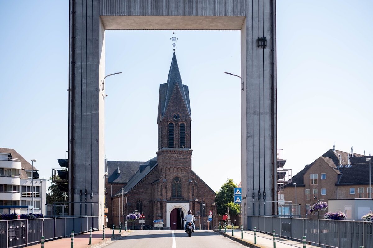Kerk Van Tisselt Verwelkomt Kerstmarkt Willebroek Hln Be