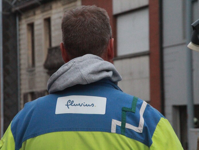 Even paniek nadat bewoners luchtbellen horen ontsnappen uit rioolputje ...