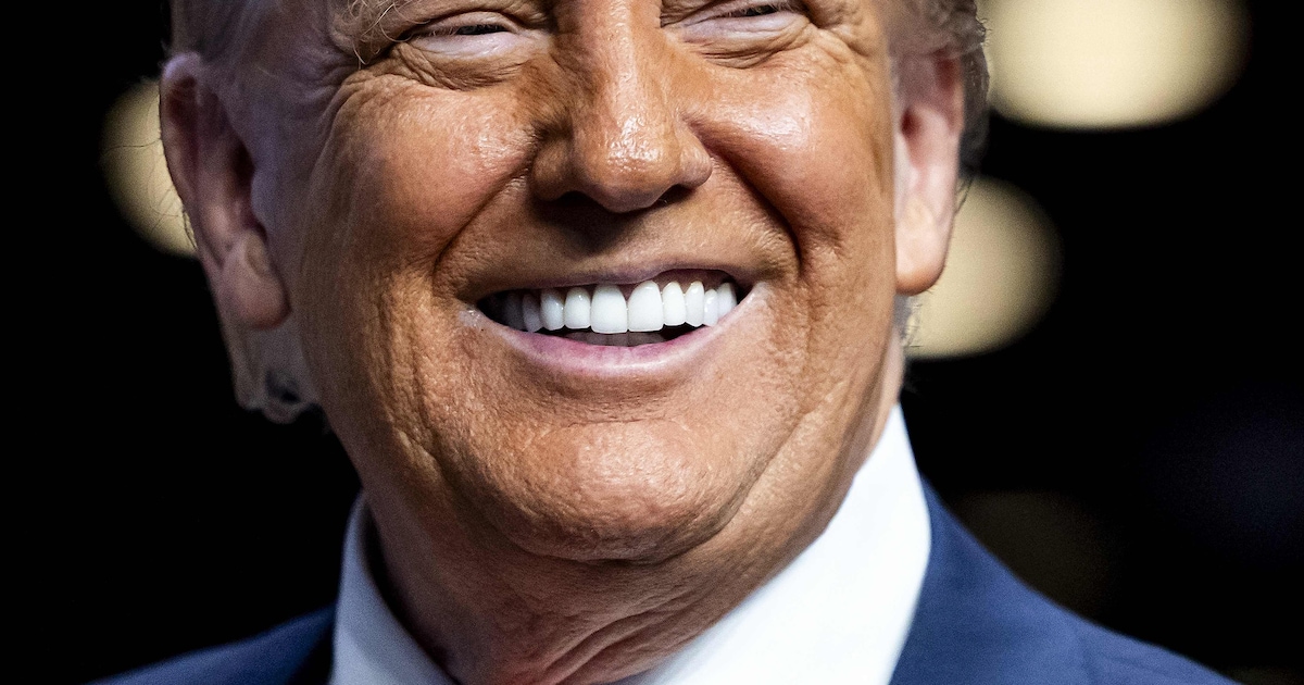 Trumps populariteit onder de Amerikanen zakt naar dieptepunt na aanval ...