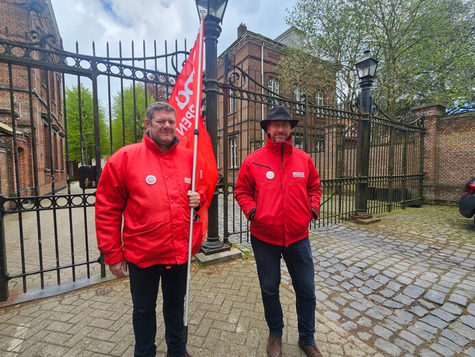 Minister Van Tigchelt bezoekt gevangenis Hoogstraten: “Veel respect ...