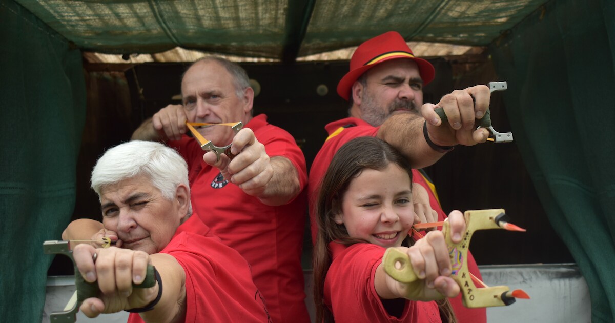 Familie Driesen telt 3 generaties katapultschutters: “De rekker ...