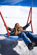 Tien jaar na de busramp. Met overlever Sarah (21) terug naar Sierre ...