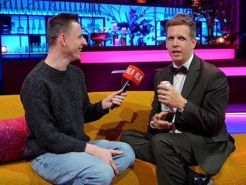 James Cooke strijdt succesvol tegen de sigaret, maar krijgt ‘schaamrood ...