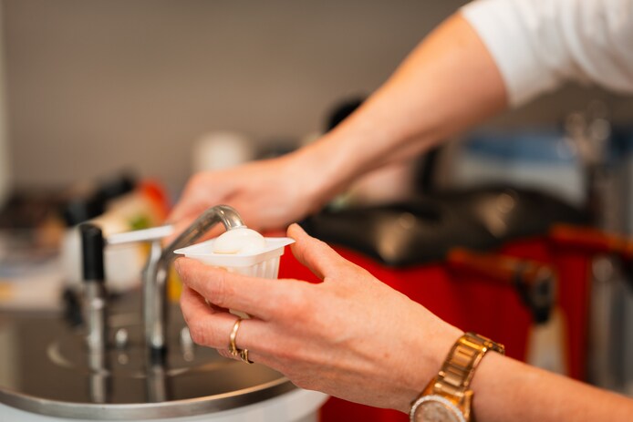 Gemiddelde brutowinst op pak frieten: 217 procent. Maar is een frietkot ...