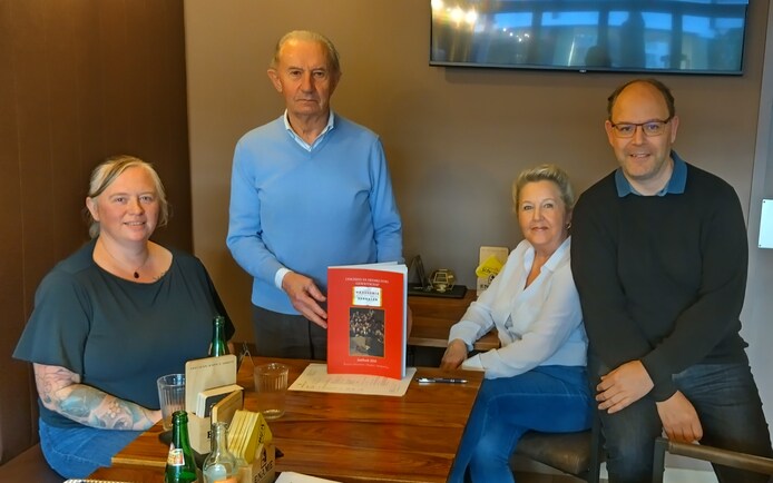 Geschied- en Heemkundig Genootschap ‘Waregemse Verhalen’ heeft nieuw jaarboek uit: “Van 50 jaar ...