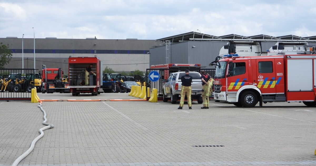 Container met 25.000 liter zoutzuur slaat lek op bedrijventerrein ...