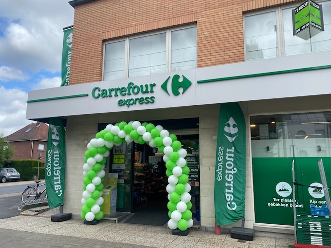 100 jaar oude watertoren gaat tegen de vlakte na eerdere mislukte poging: “We zijn nu beter ...