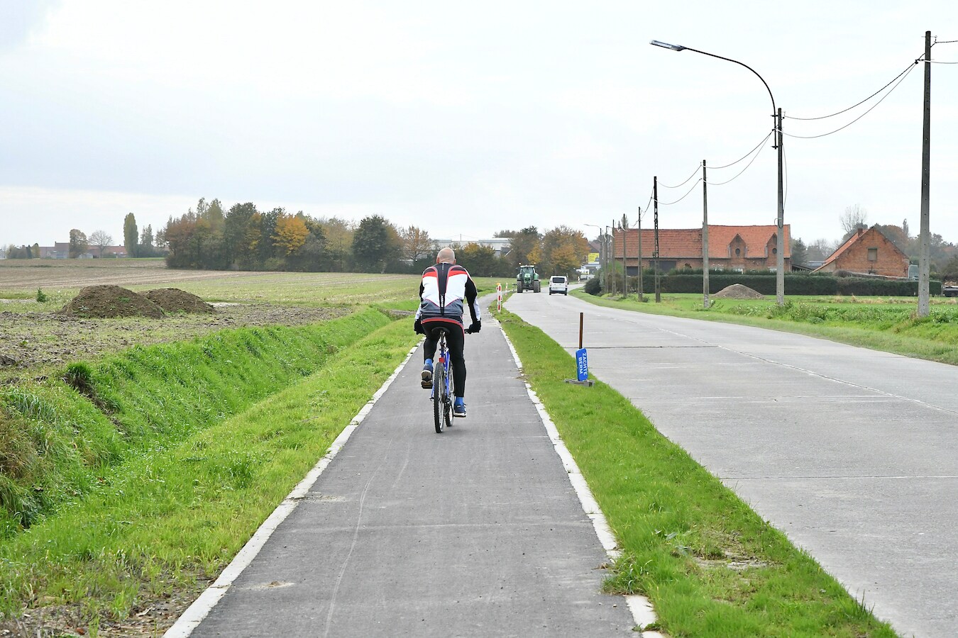 Mulle grond langs nieuw fietspad zorgt voor commotie, N-VA: “Het is er ...
