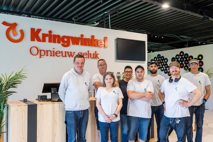 KiemKracht opent nieuwe Kringwinkel aan Zeelsebaan: “Tweede kans voor ...