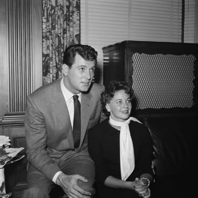 “Zowat elke figurant en loopjongen wist de waarheid”: het promiscue ...