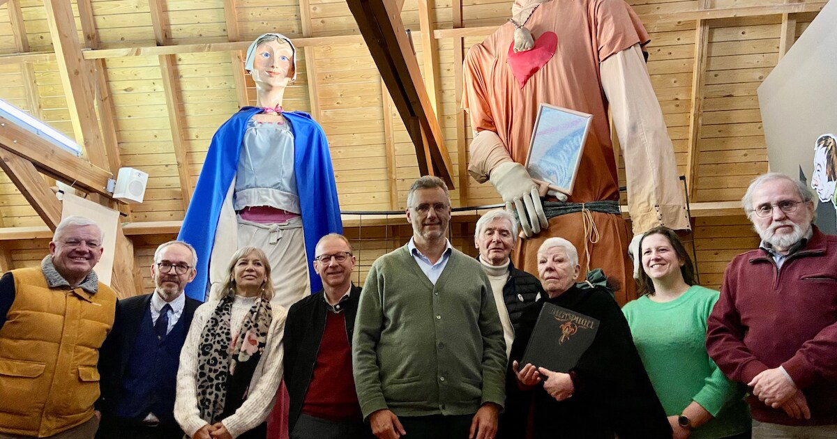 Uilenspiegel in Damme heropent de deuren mét twee reuzen als extra ...