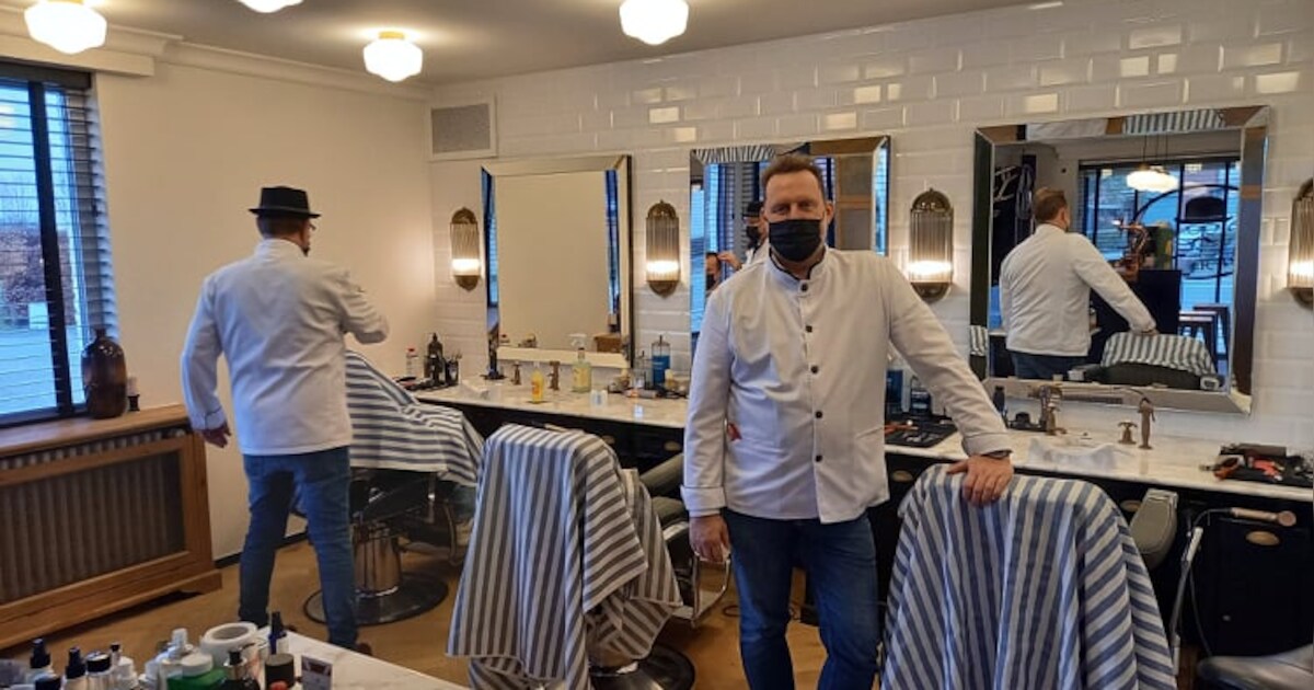 Barbier Tom opent nieuw herenkapsalon aan N9: “Naast kwaliteit zetten ...