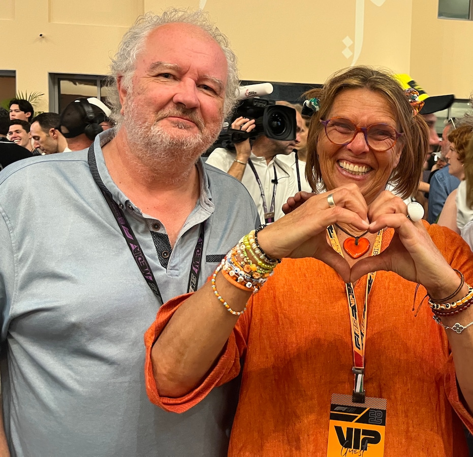 Wij spraken met Cisca, de Vlaamse moeder van wereldkampioen F1 Lando ...