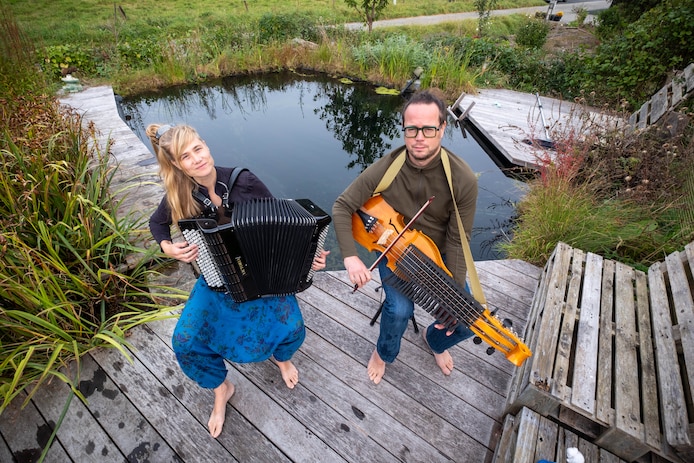 Duffels muzikantenkoppel Esi Nri brengt eerste CD uit: “Dochter was een ...