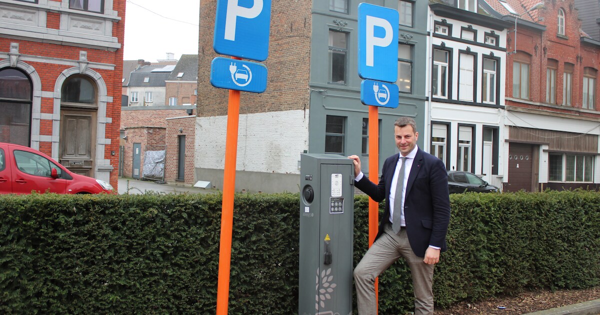Laadpalen in Ronse: 18 publieke, 12 semi-publieke en er zijn er nog een ...