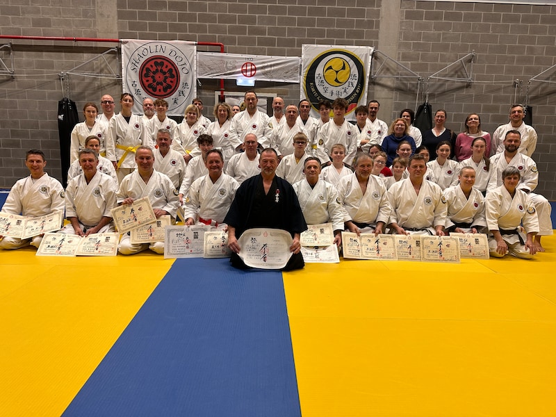 Hoofdtrainer van Shaolin Dojo Hubert Laenen ontvangt uitzonderlijke ...