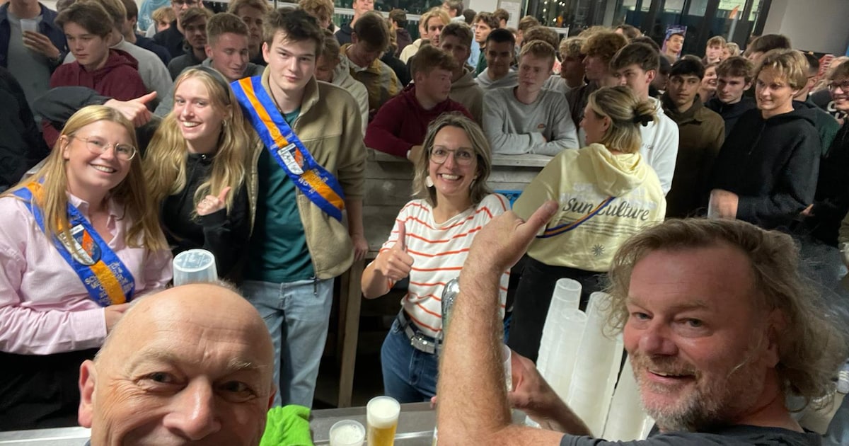 Schepenen openen academiejaar Thomas More met vat van't stad | Turnhout ...