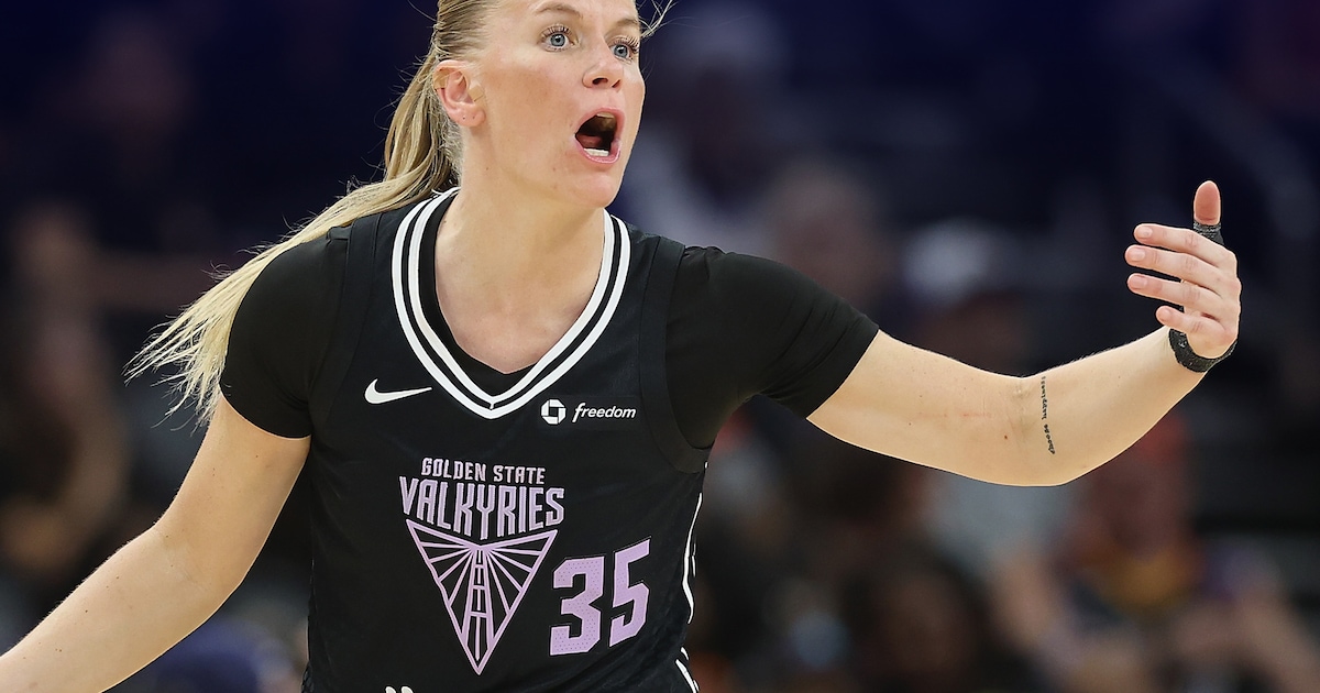 Belgian Cat Julie Vanloo net na landing aan deur gezet bij Amerikaans team, Emma Meesseman ...