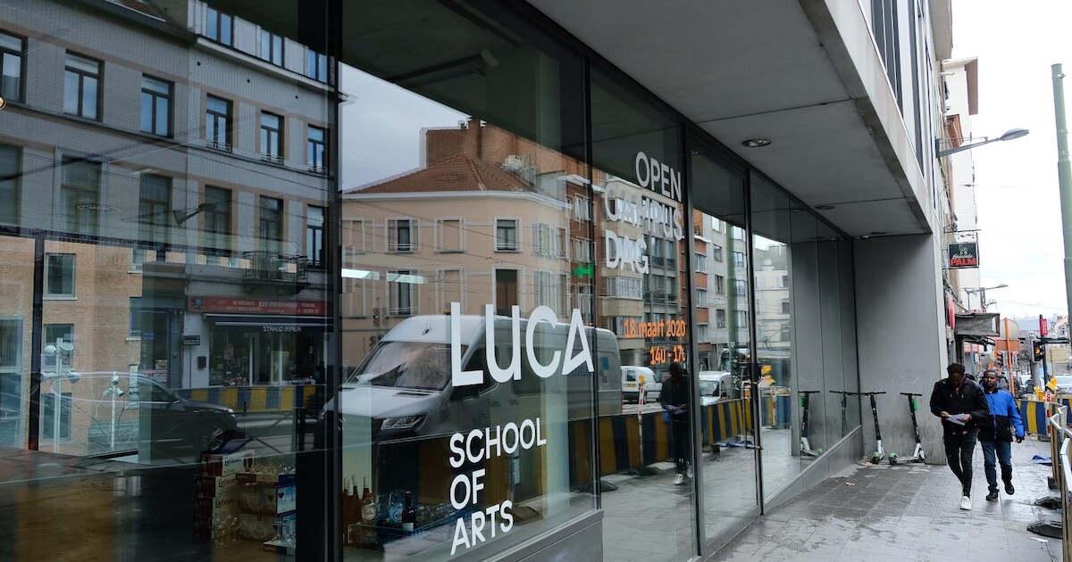 Docent LUCA School of Arts geeft tijdelijk geen les meer na berichten ...