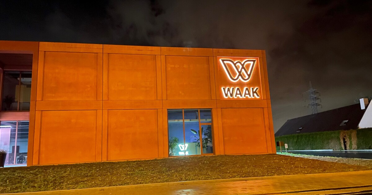 Metaalafdeling WAAK opnieuw even geëvacueerd na brandje aan laklijn in ...