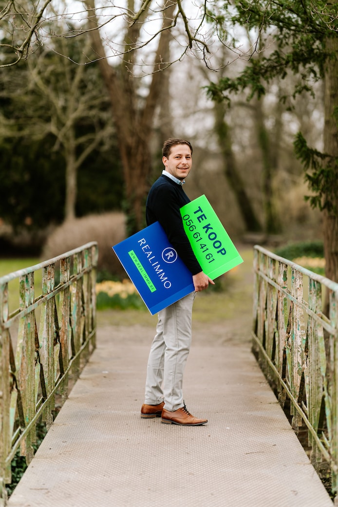 HUIZENJACHT. Avelgem, waar er ‘koopjesdagen’ zijn nét over de taalgrens ...