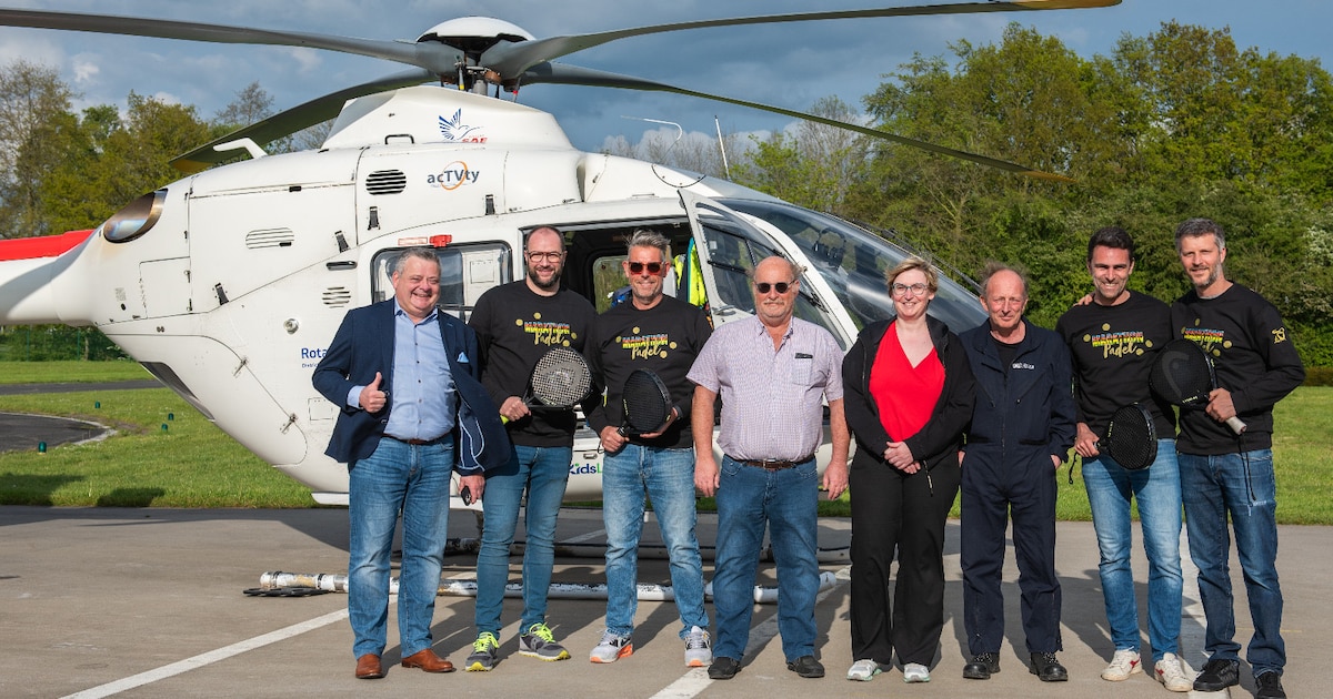 Vier padelvrienden willen wereldrecord aan één stuk padel spelen ...