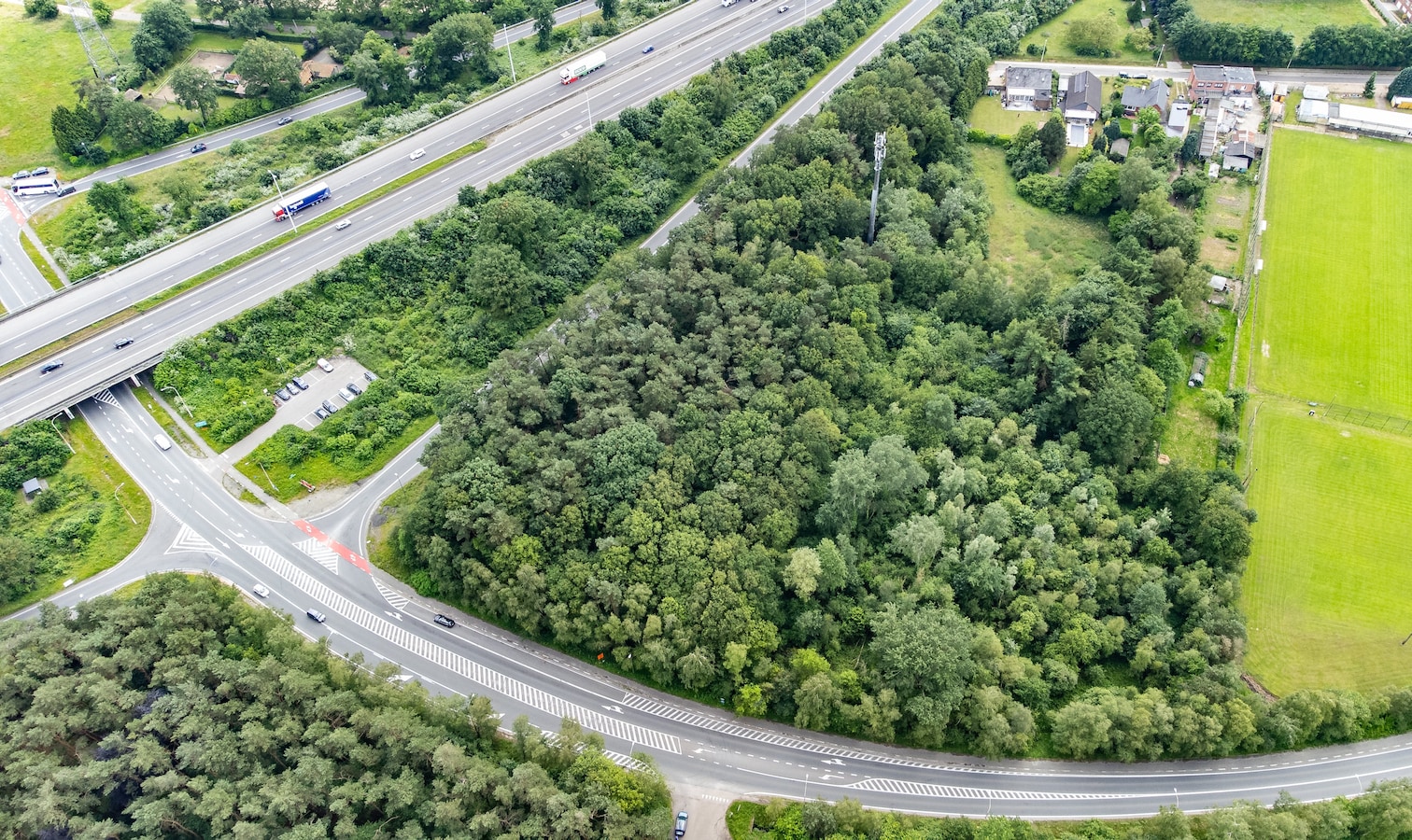 Verkeershinder bij carpoolparking Oelegem te voelen tot in Zandhoven ...