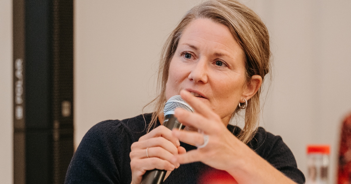 Aperitiefgesprek met Anneleen Van Bossuyt bij N-VA Sint-Lievens-Houtem ...