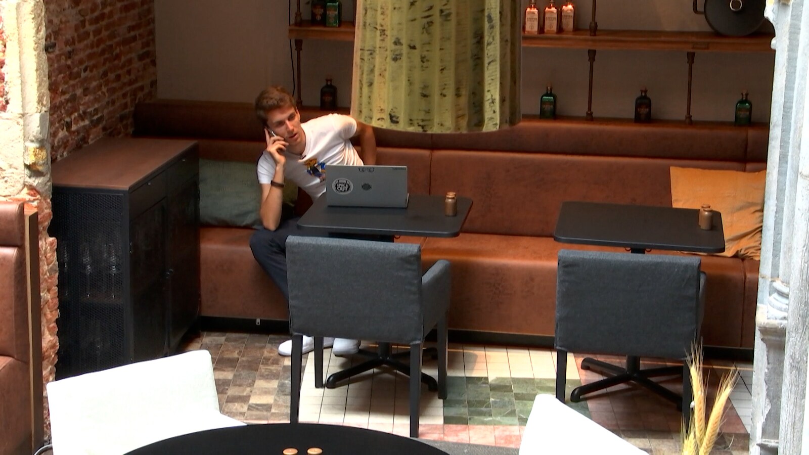 Jonas en Maarten proberen sluiting te voorkomen in ‘Mijn restaurant’: “Ik verloor al drie kilo ...