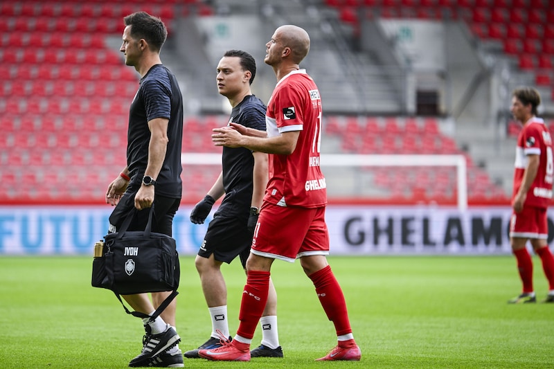 Stevige domper voor Antwerp: Geoffry Hairemans moet onder het mes ...