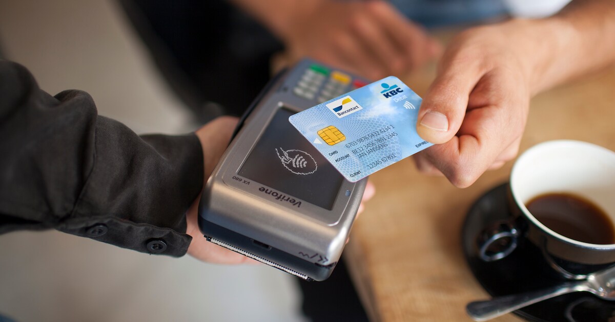 Duo vindt bankkaart en doet voor 140 euro contactloze aankopen: “We ...