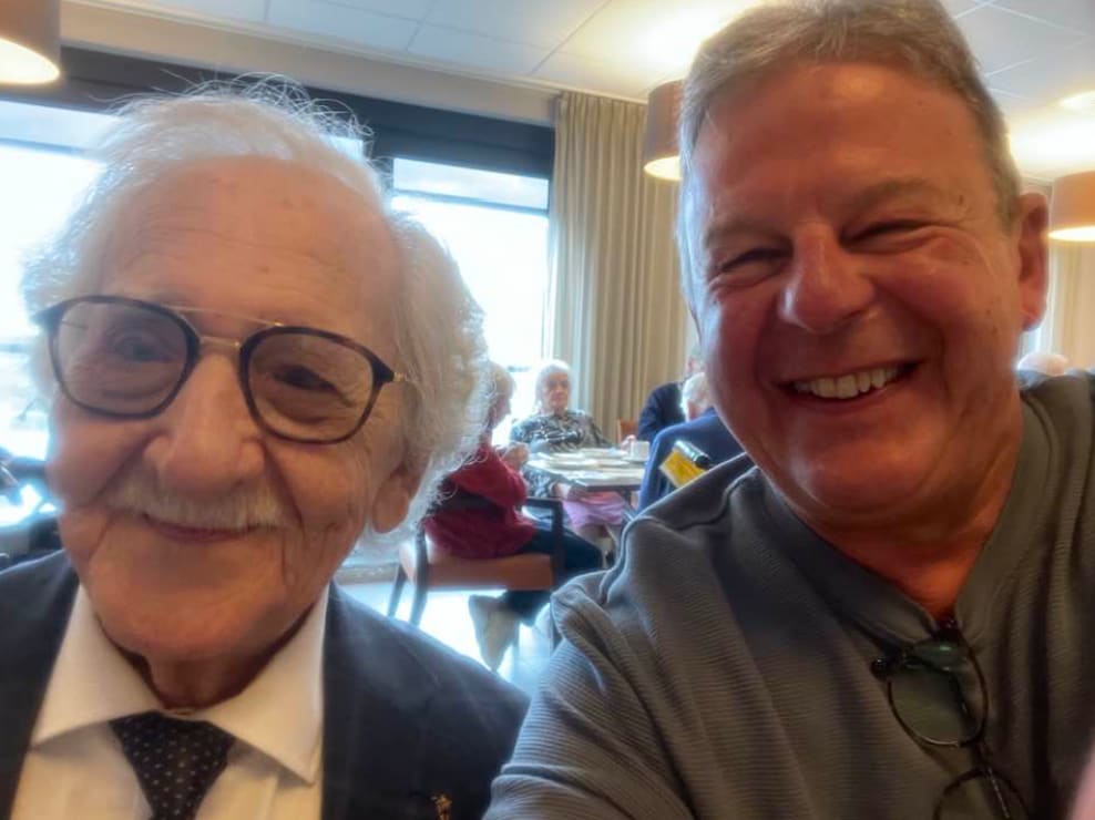 Hij overleefde kampen en kinderverlamming en werkte tot na zijn 100ste ...