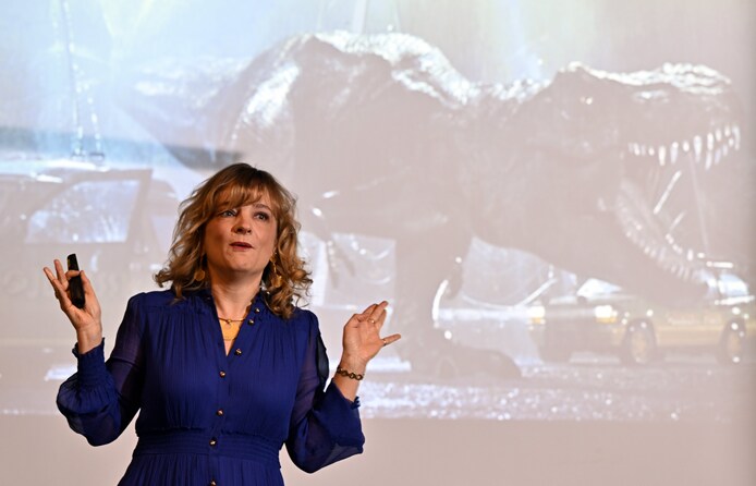 Tyrannosaurus rex wordt dé ster van Boerentoren, maar eerst verbaast pronkstuk van Fernand Huts ...