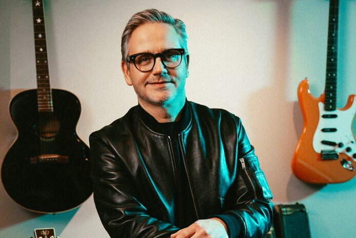 Guus Meeuwis staat eind dit jaar voor het eerst in het Antwerpse ...