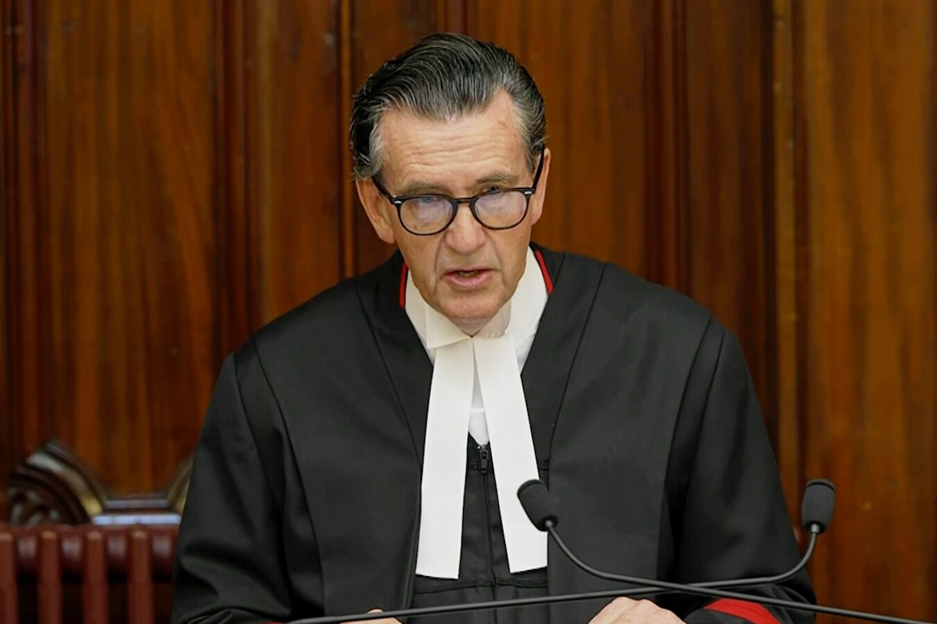 Levenslang voor Australische vrouw die drie familieleden vermoordde met ...