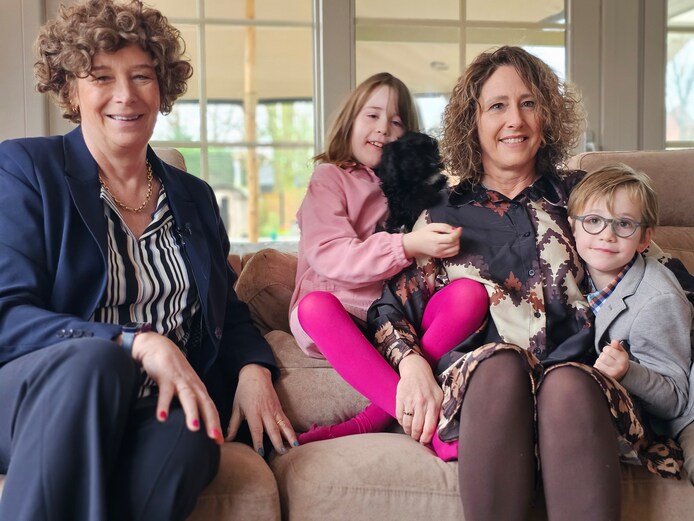 Louise (8) en broertje Timo (6) lijden aan zeldzame verlammingsziekte ...