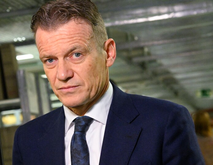 EXCLUSIEF. Duizenden pornografische beelden op pc van Vangheluwe: wordt ...